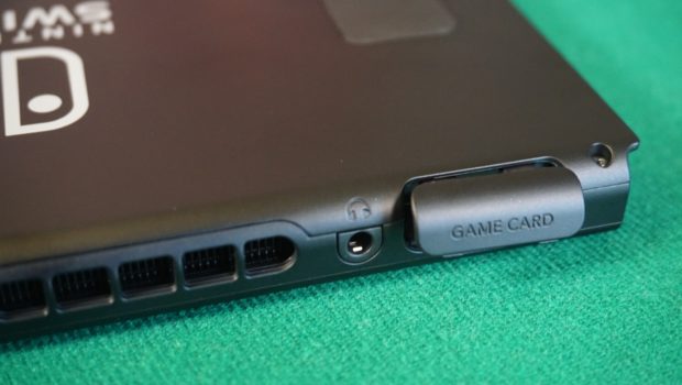 Nintendo Switch Unboxing + Hands-On ¿Qué viene dentro de la caja? - TEC