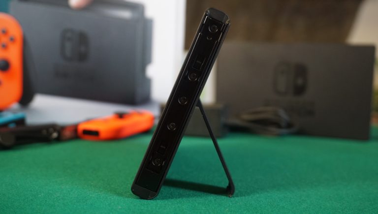 Nintendo Switch Unboxing + Hands-On ¿Qué viene dentro de la caja? - TEC